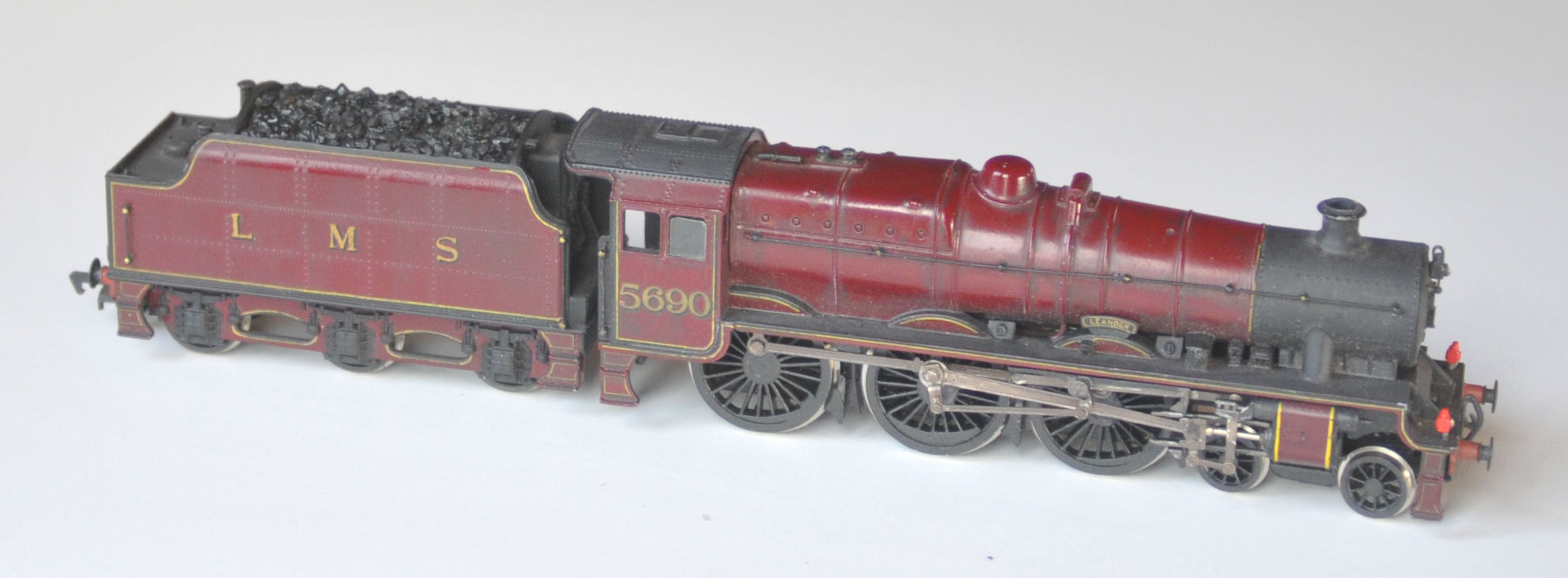 MAINLINE LMS Jubilee class 4-6-0 loco No 5690 Leander | Dublo For Sale